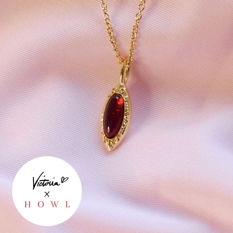 "Joanne" Plum Oval Necklace